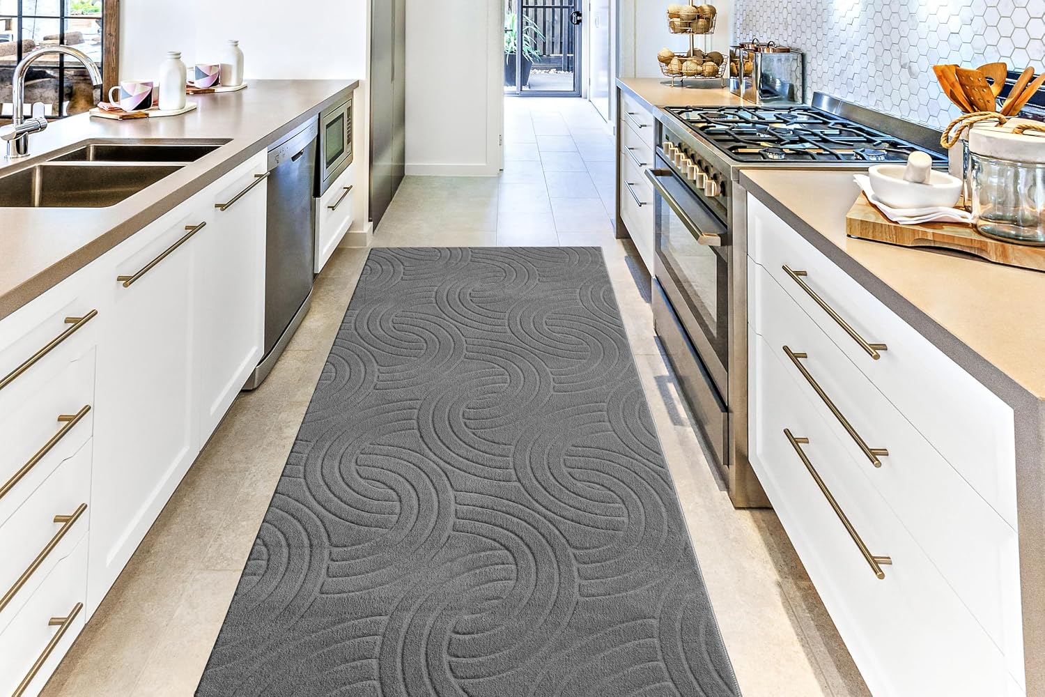 Amazon.com: Machine Washable, Non Slip PVC Backing, Wavy Circle Pattern ...