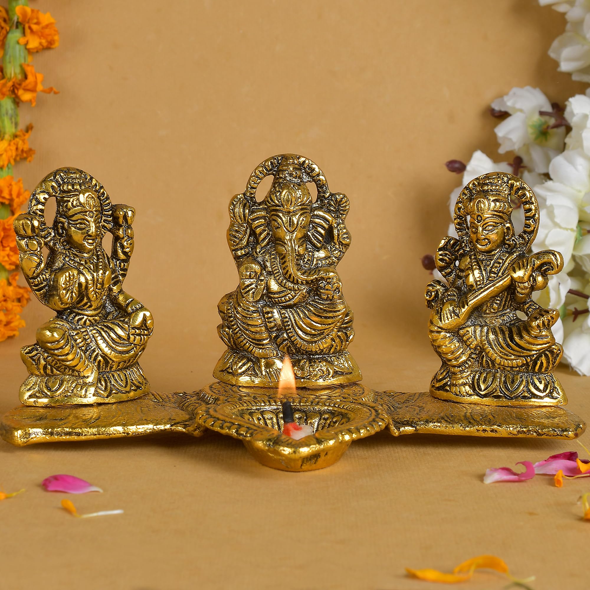 Buy Yalambar Metal Statue,Krishna,Ganesh ji,ram Darbar,Murti Playing ...