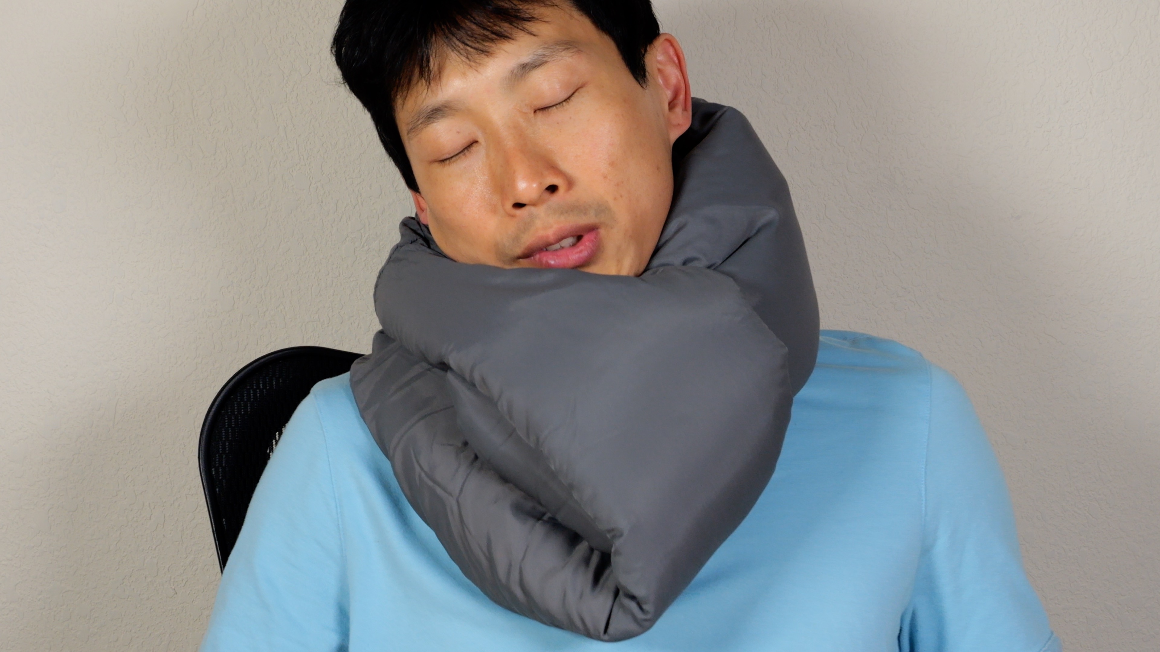 Watch Huzi Infinite Uses Neck Pillow on Amazon Live
