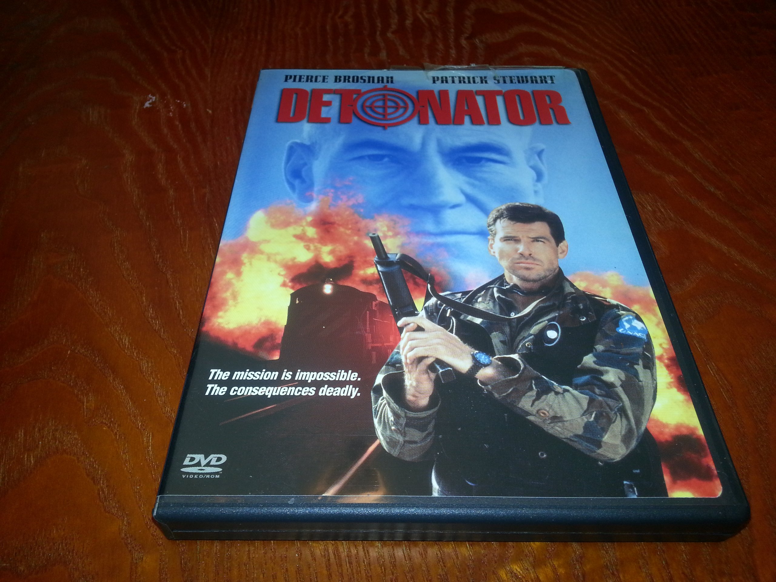 Amazon.com: Detonator : Pierce Brosnan, Patrick Stewart, Alexandra Paul ...