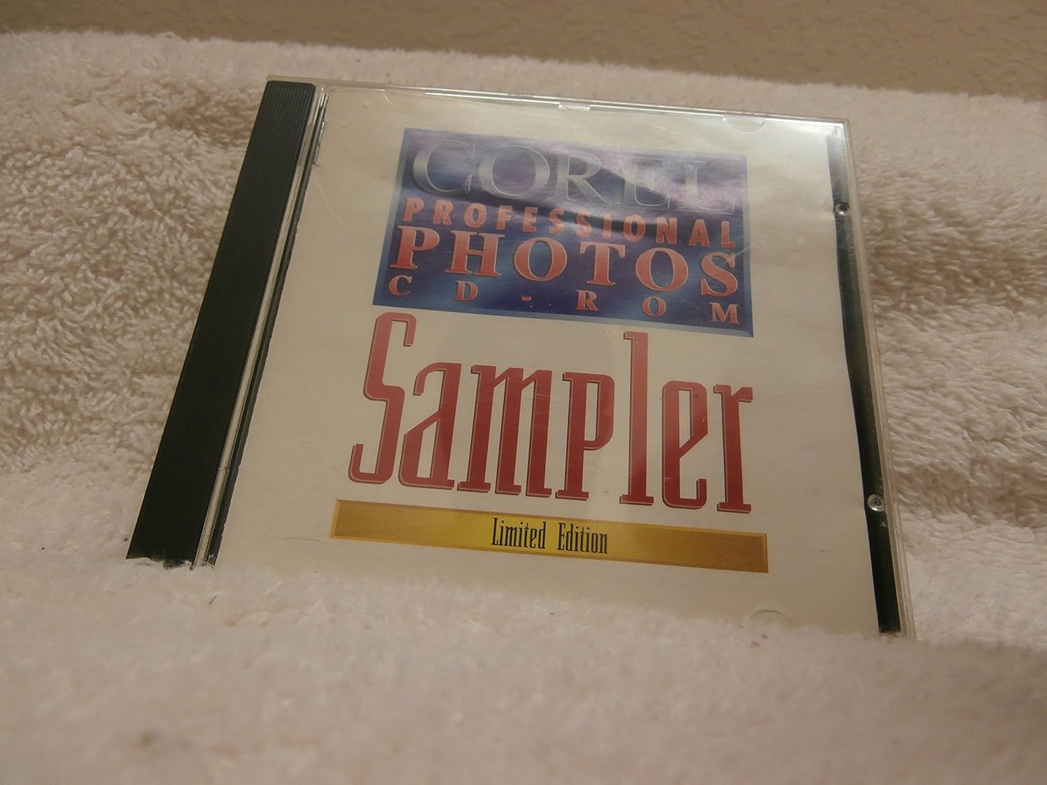 Amazon.com: Corel Professional Photos CD-ROM Sampler Limited Edition ...