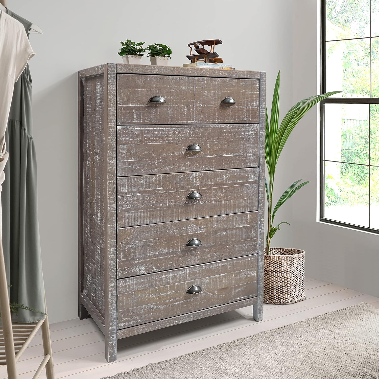 Amazon.com: Camaflexi Hampton Five Drawer Chest/Constructed of Solid ...