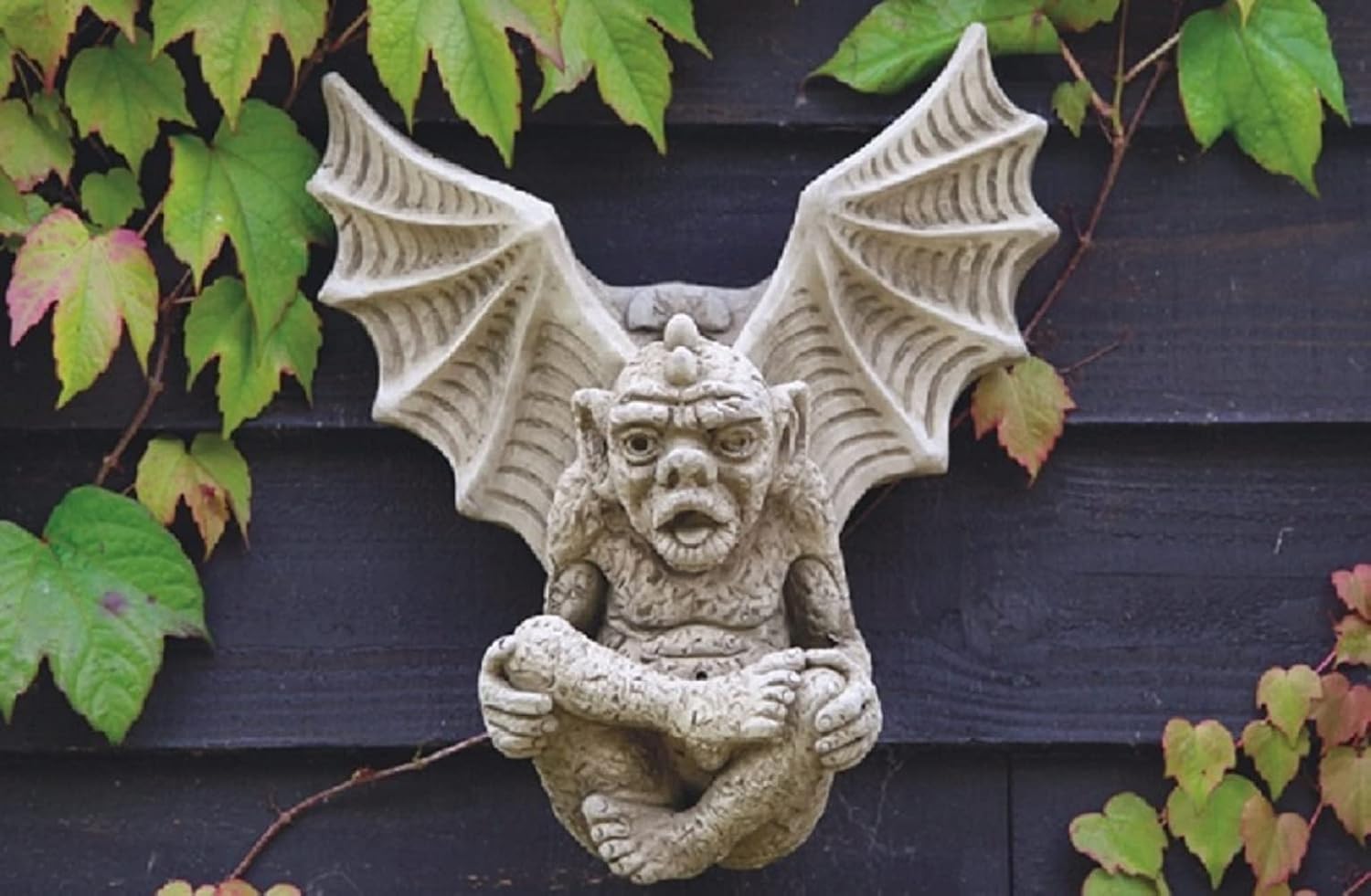 Stone Horned Gargoyle Wall Plaque : Amazon.co.uk: Home & Kitchen