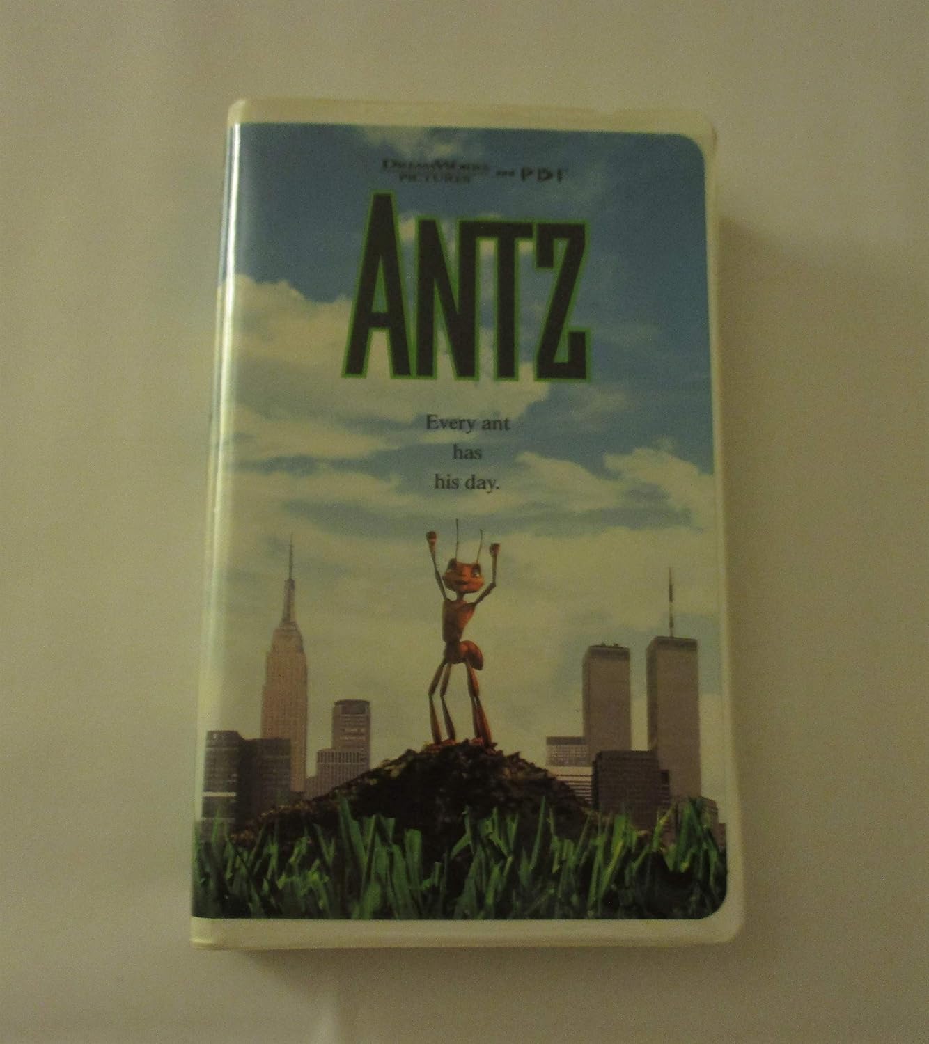 Antz: Amazon.com: Books