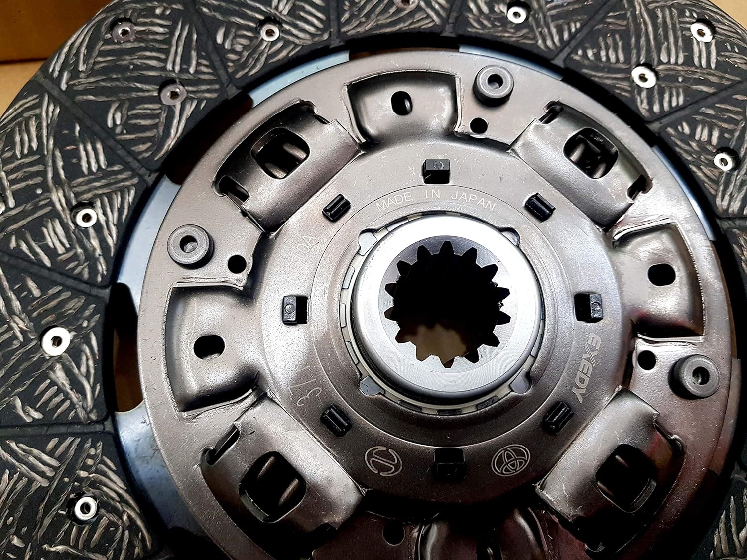 Hino 31250-37141 Clutch Disc for Dutro 300 Series Part No.: 31250-37140 ...