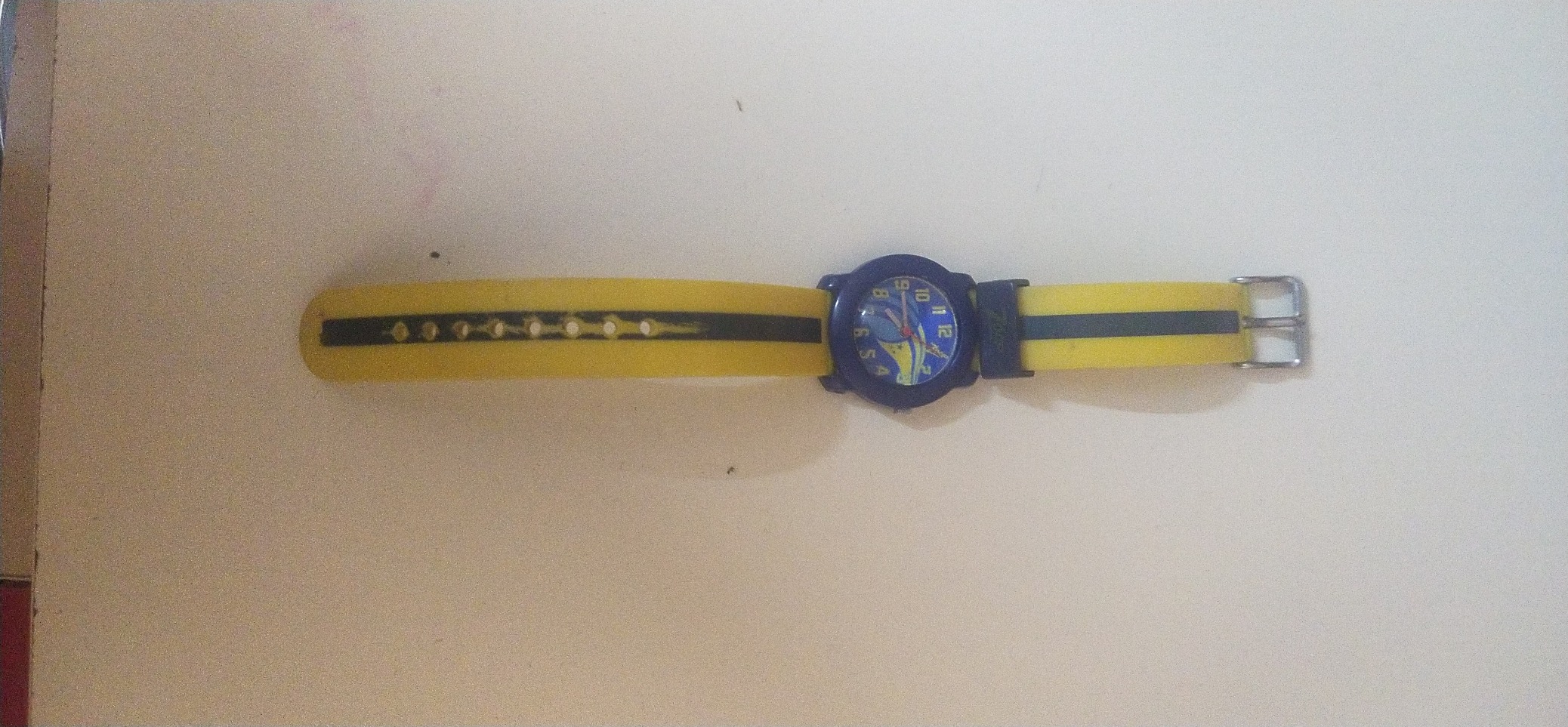 Zoop By Titan Quartz Analog Multicoloured Dial Plastic Strap Watch for ...