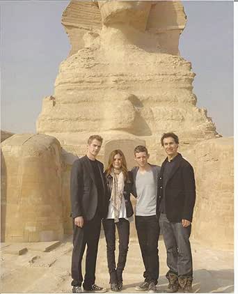 Jumper- 8 x 10 Promo Photo with Hayden Christensen, Rachel Bilson, Jamie Bell & director Doug ...