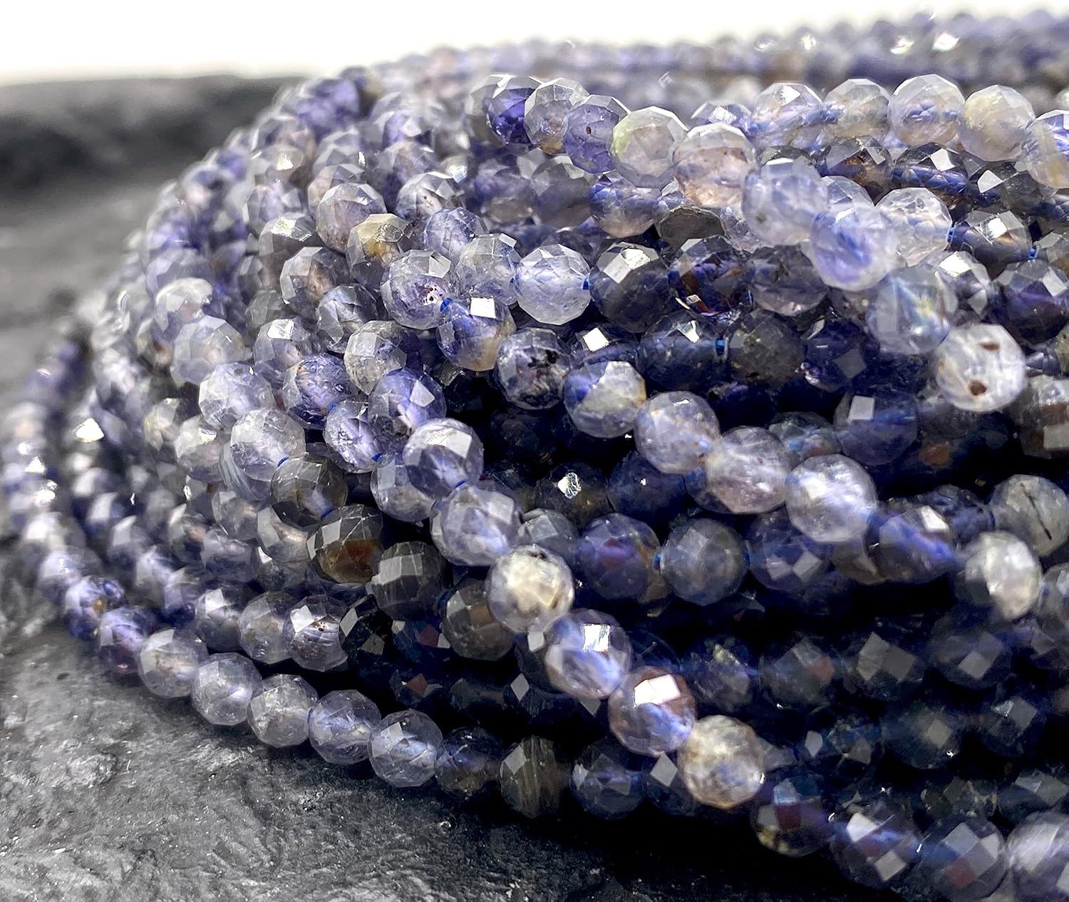 Amazon.com: ABCGEMS Gradient-Shades Tanzanian Bi-Color Iolite Beads (A ...