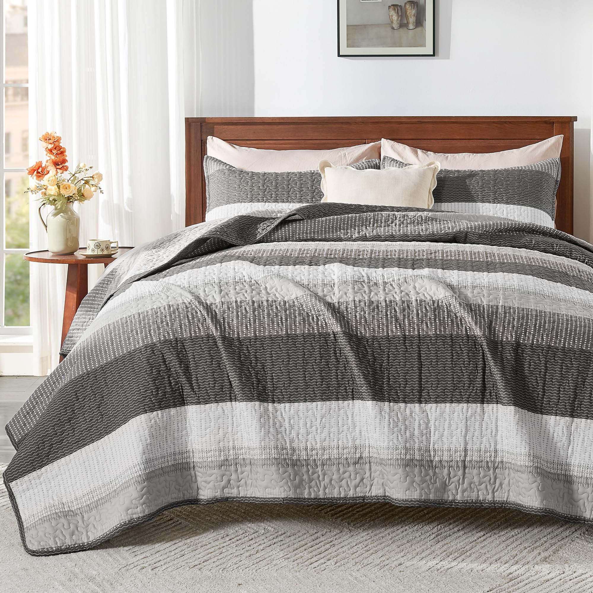 Amazon.com: Andency Dark Grey Striped Oversized King Quilt Set, 3 ...