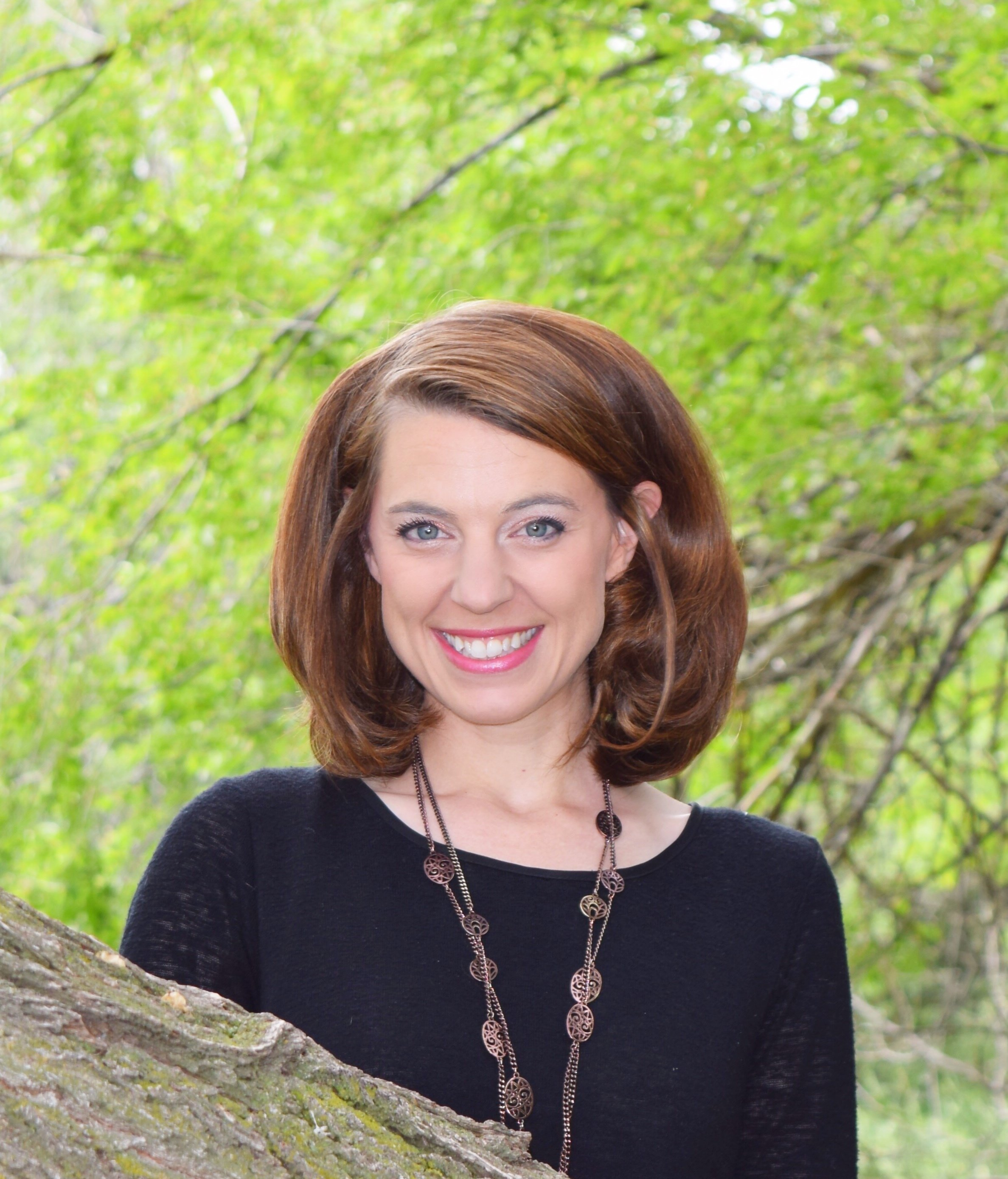 Amazon.in: Stephanie Clark: books, biography, latest update