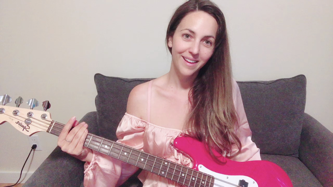 Watch Musician Review of the Squier Mini Electric Bass! on Amazon Live