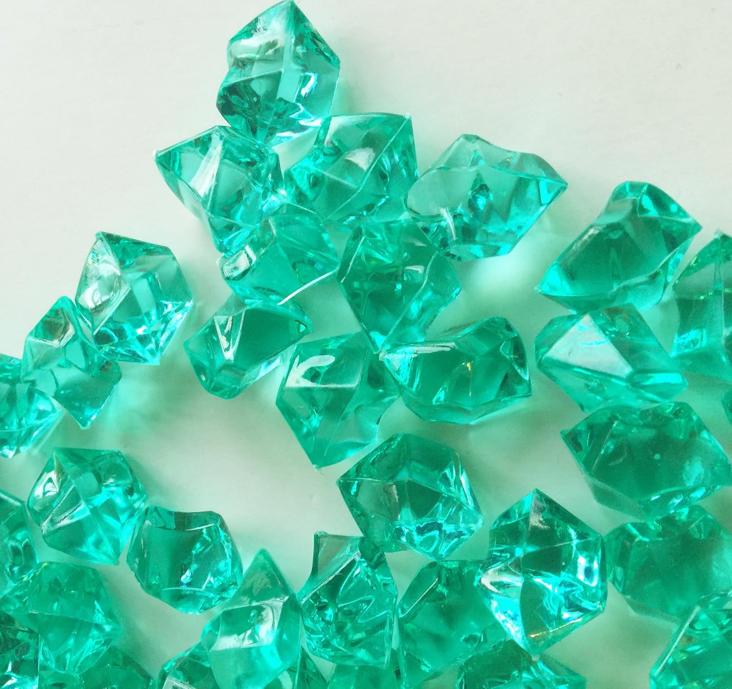 Amazon.com: Crystal Acrylic Ice Rock Vase Gems or Table Scatters 8 lbs ...