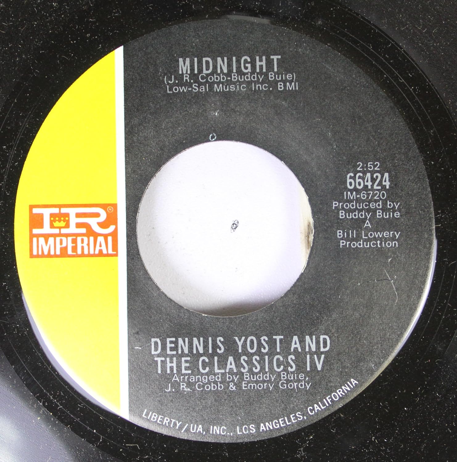 Dennis Yost and the Classics IV 45 RPM Midnight / The Comic - Amazon ...