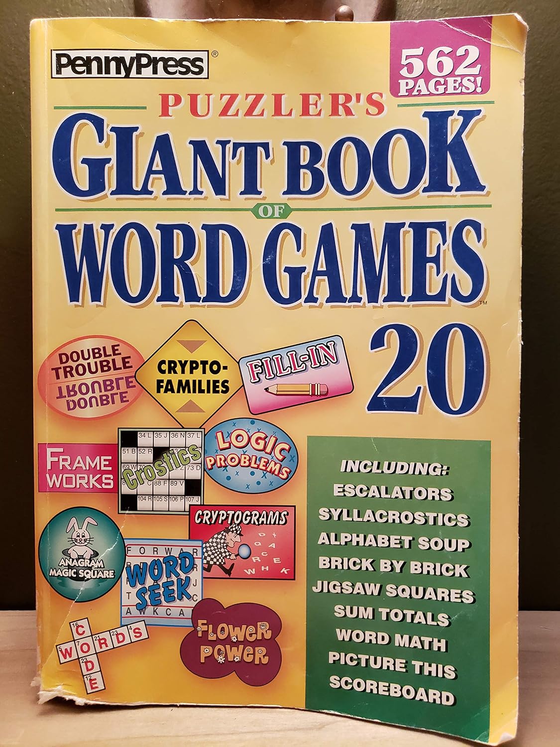 Giant Book of Word Games: 9781559569026: Books - Amazon.ca