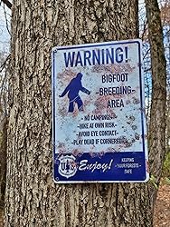Amazon.com: Bigfoot Breeding Area Metal Retro Plaque Warning Sign Metal ...
