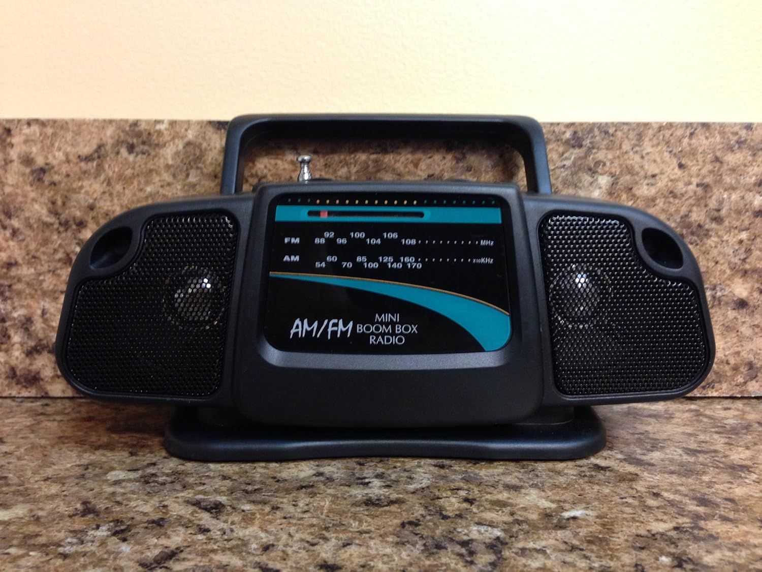 Miniature Boombox : Amazon.ca: Electronics