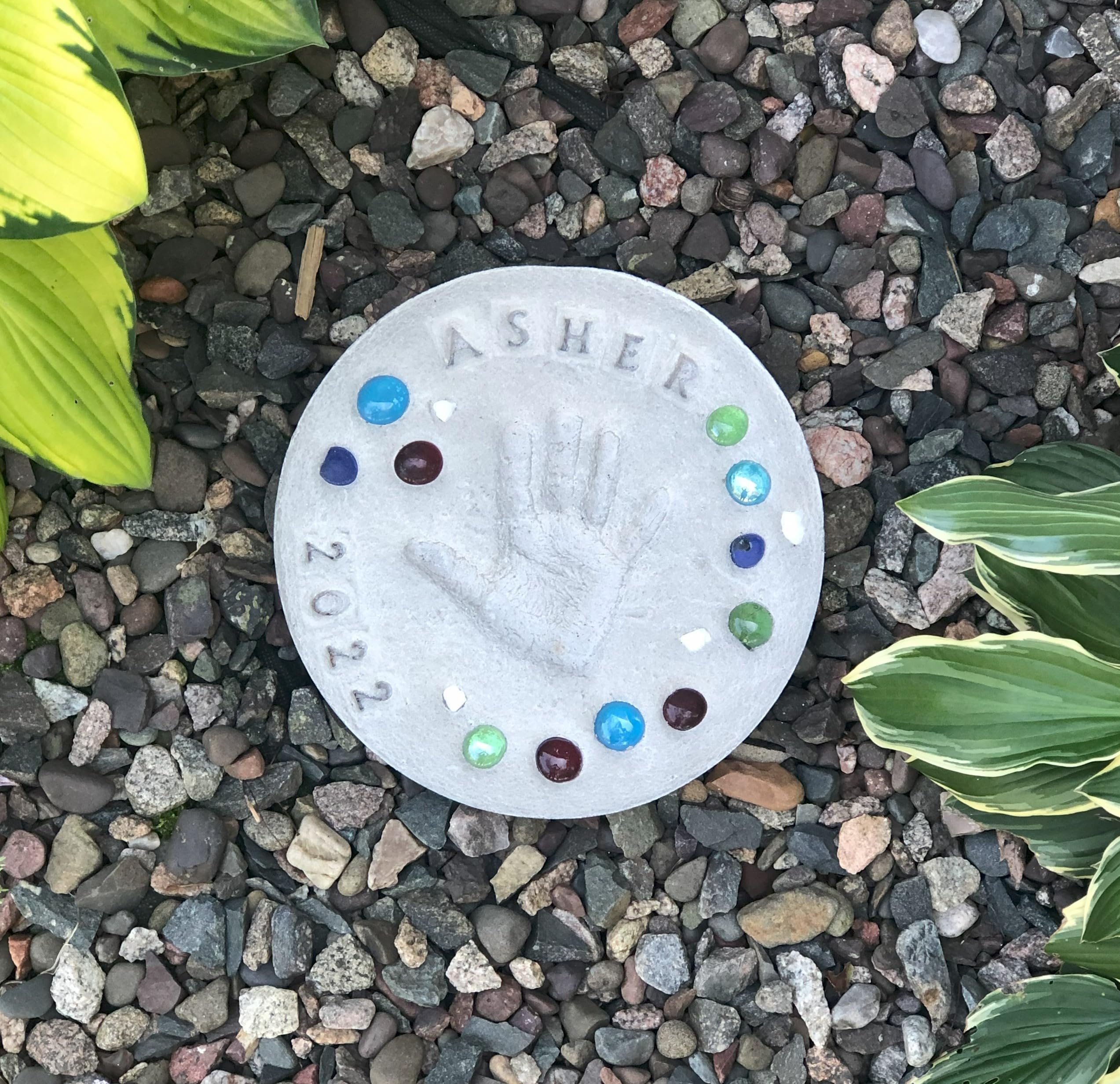 Handprint Stepping Stone Memorial Craft The Perfect Surprise With 41+