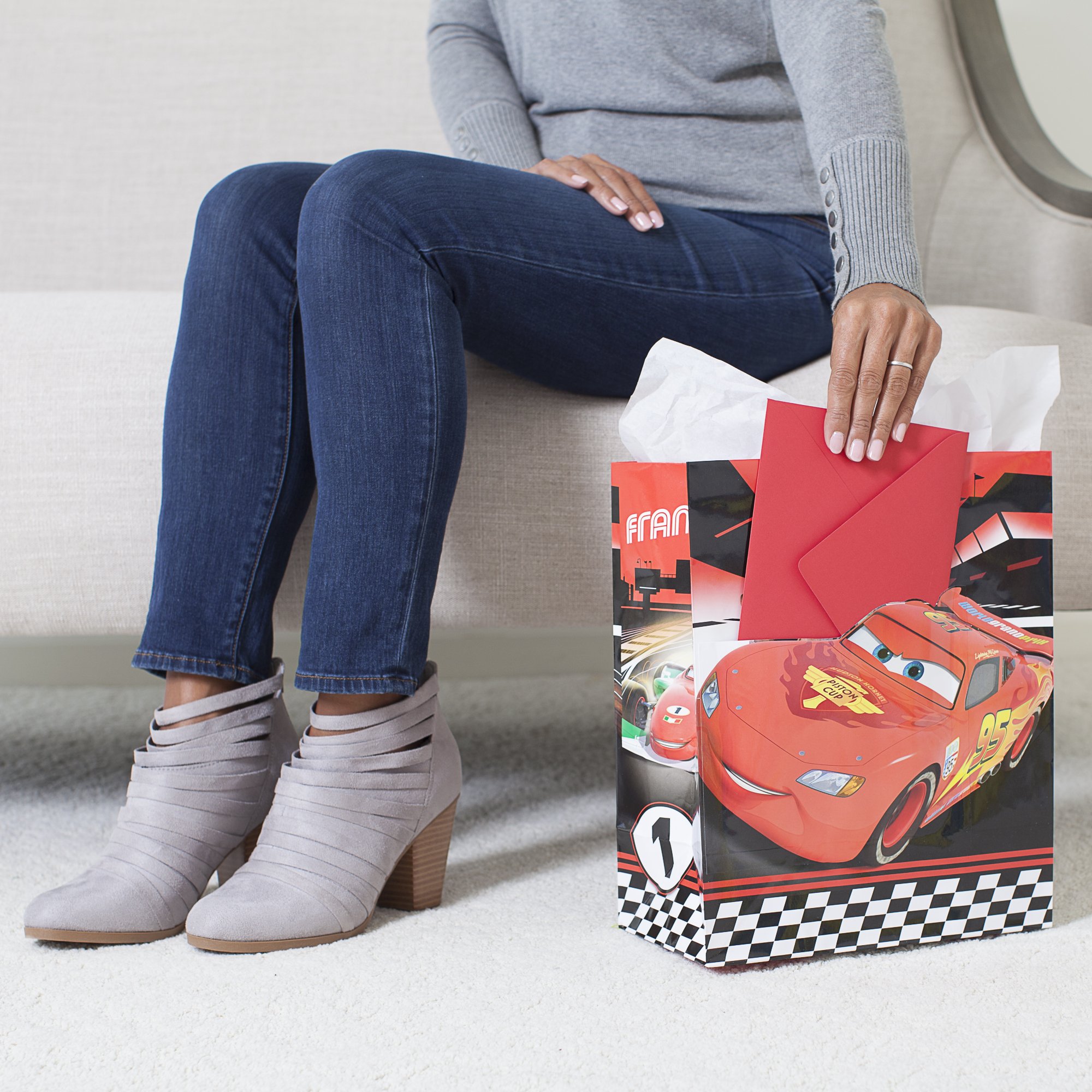 Snapklik.com : Hallmark 13" Large Gift Bag
