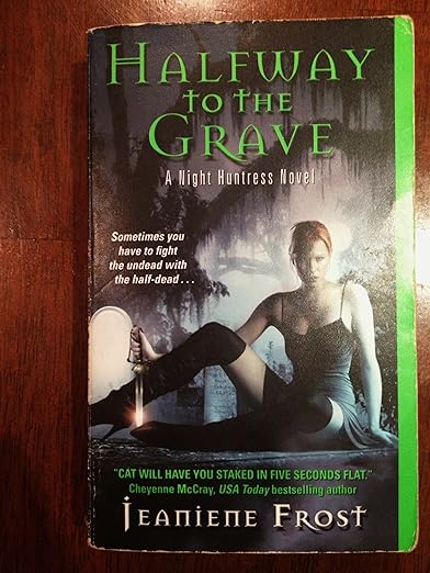 Amazon.com: Halfway to the Grave (Night Huntress, Book 1 ...