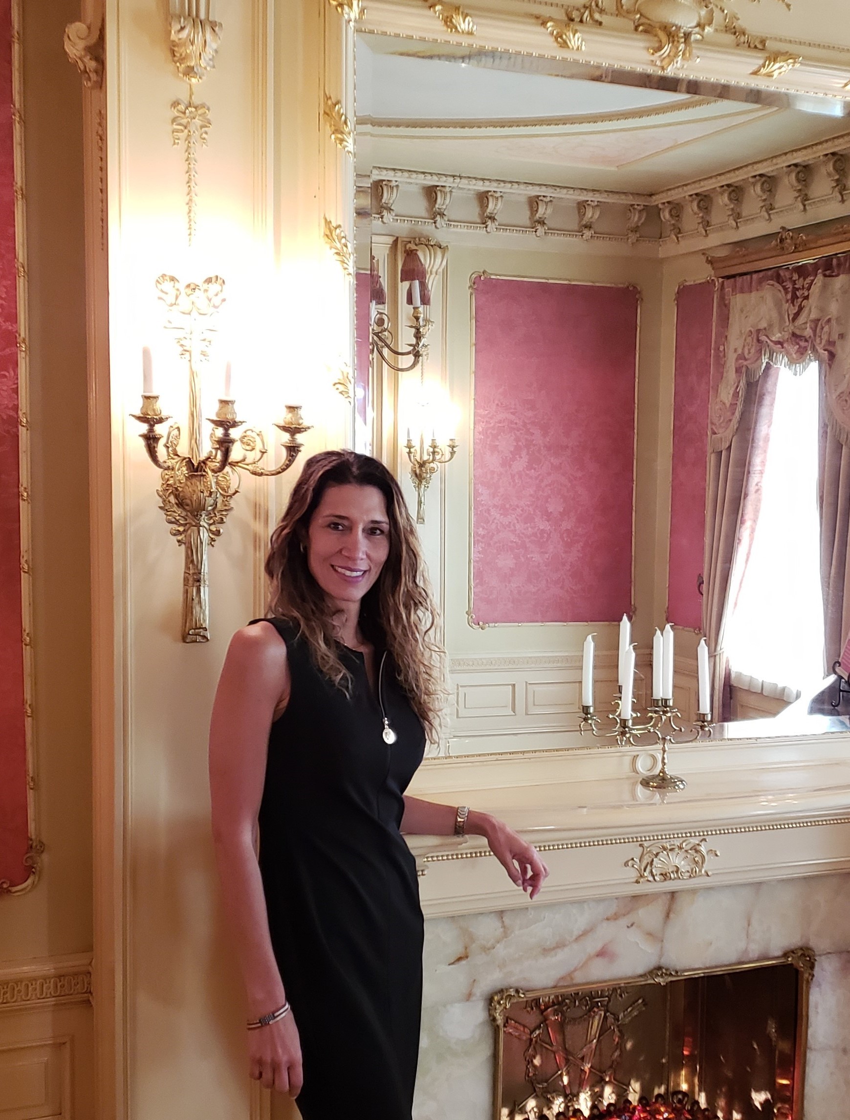 Amazon.com: Hedieh Mirahmadi: books, biography, latest update