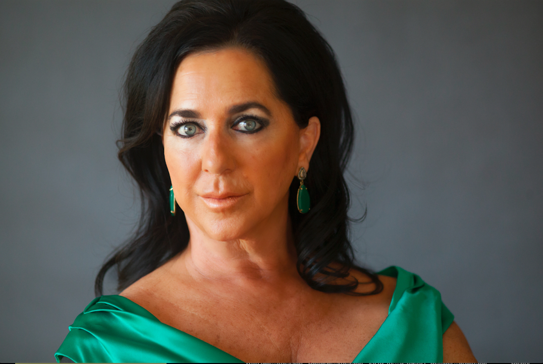 Amazon.in: Lisa Caponigri: books, biography, latest update