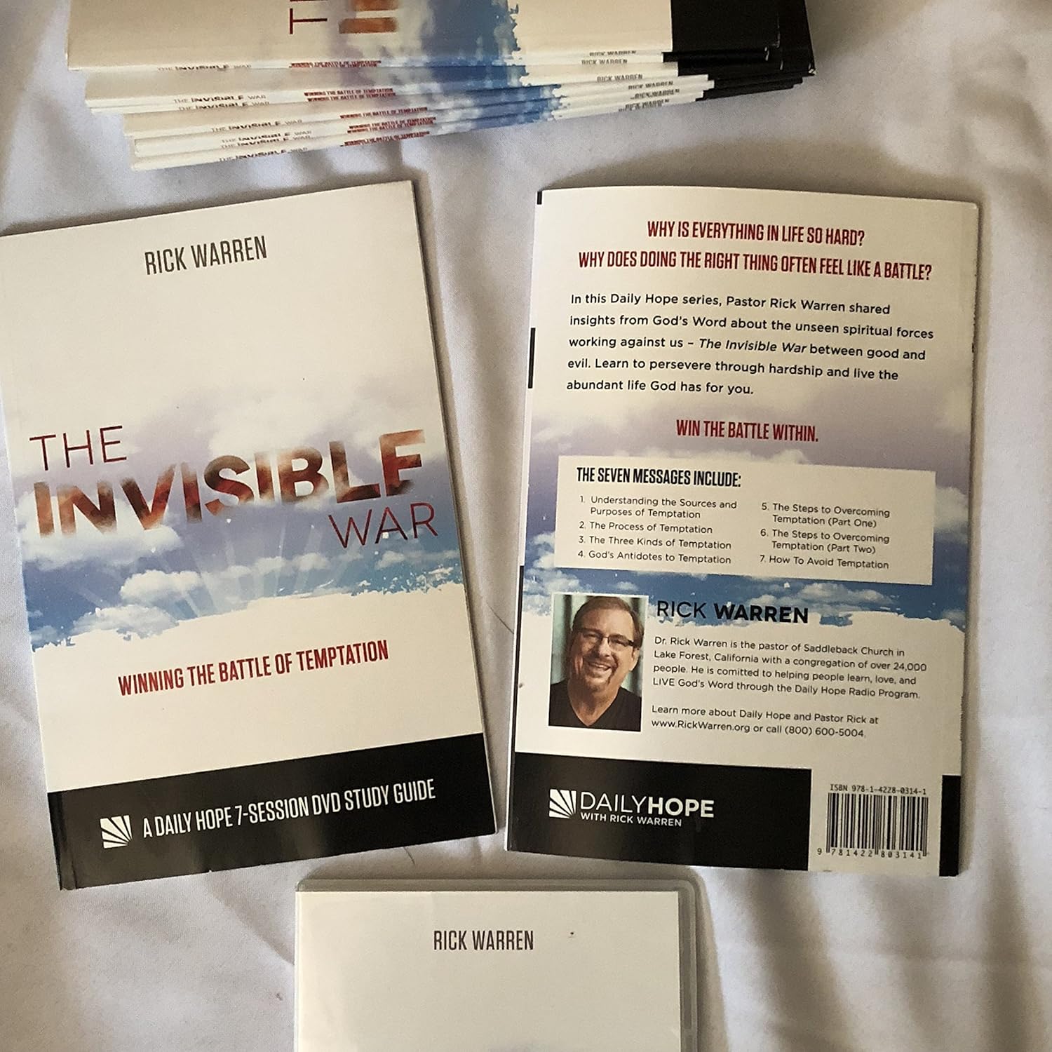The Invisible War Study Guide: Rick Warren: 9781422803141: Amazon.com ...