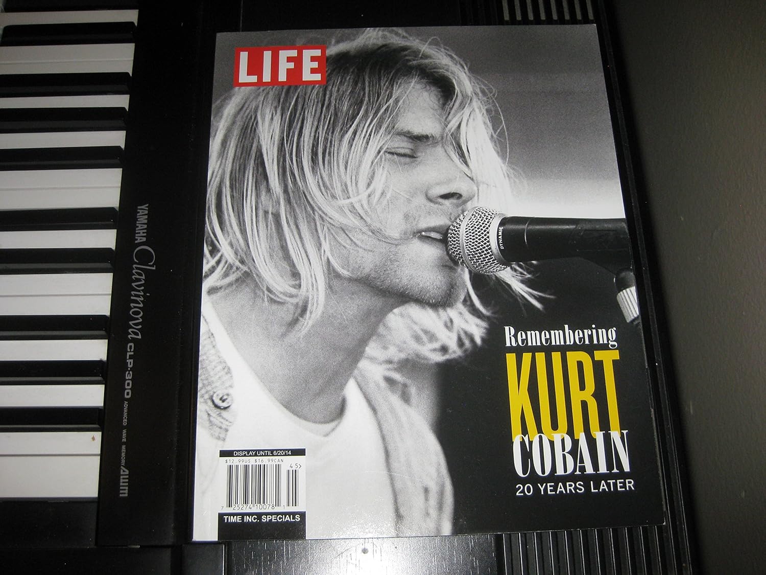 LIFE Magazine Remembering Kurt Cobain 20 Years Later: Various: Amazon ...