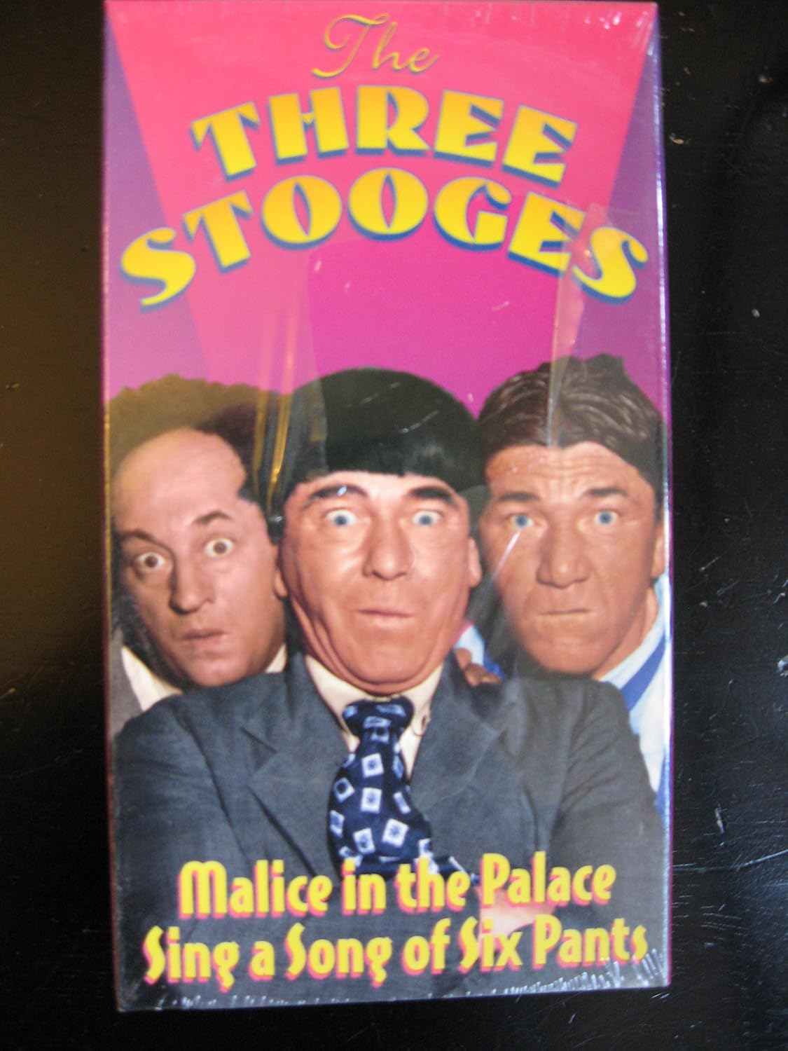 Malice in Palace/Sing a Song of Six P [VHS]