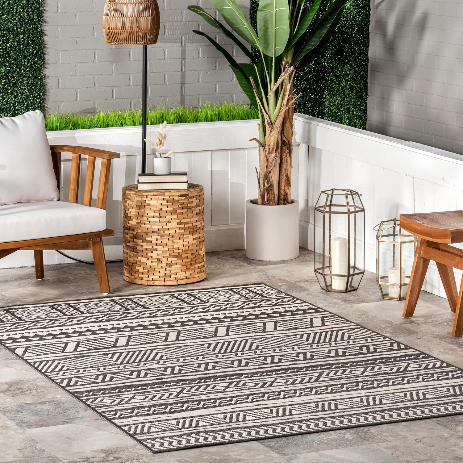 Amazon.com: nuLOOM Abbey Tribal Striped Indoor/Outdoor Area Rug, 5x8 ...