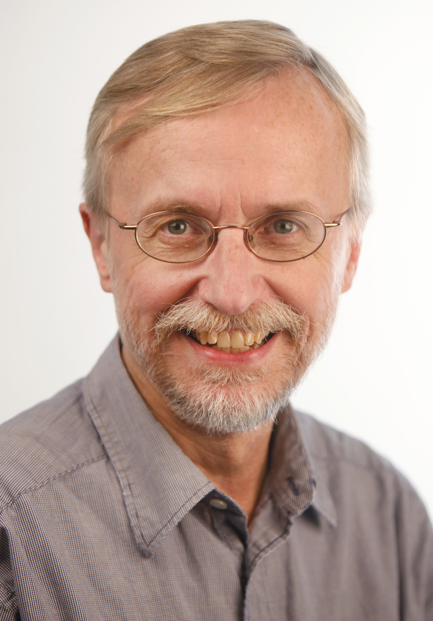 Amazon.com: Bill Sizemore: books, biography, latest update