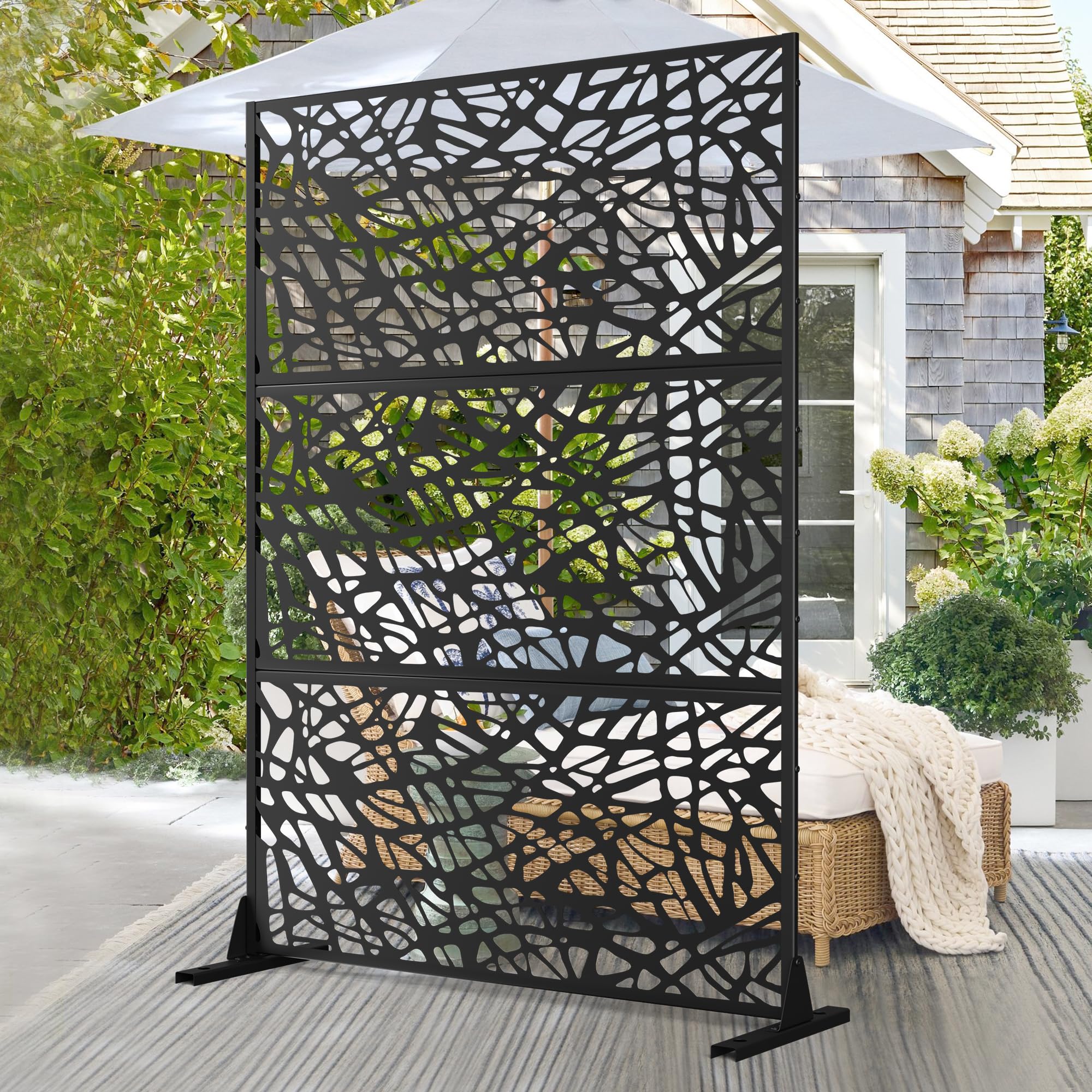 Amazon.com : Elevens Metal Outdoor Privacy Screen, Freestanding Outdoor ...