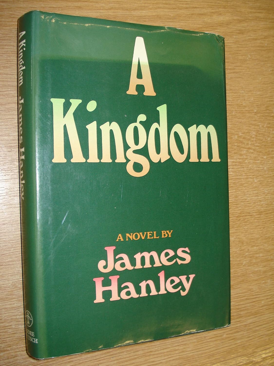 A kingdom: Hanley, James: 9780233969725: Amazon.com: Books