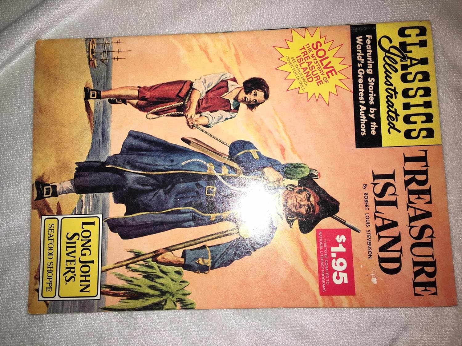 Treasure Island; Classics Illustrated: Robert Louis Stevenson: Amazon ...