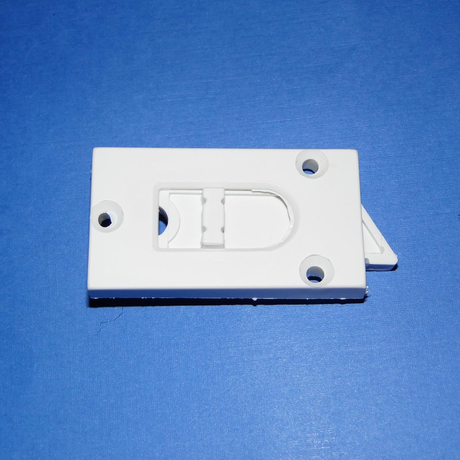 Reversible tilt latch - Amazon.com