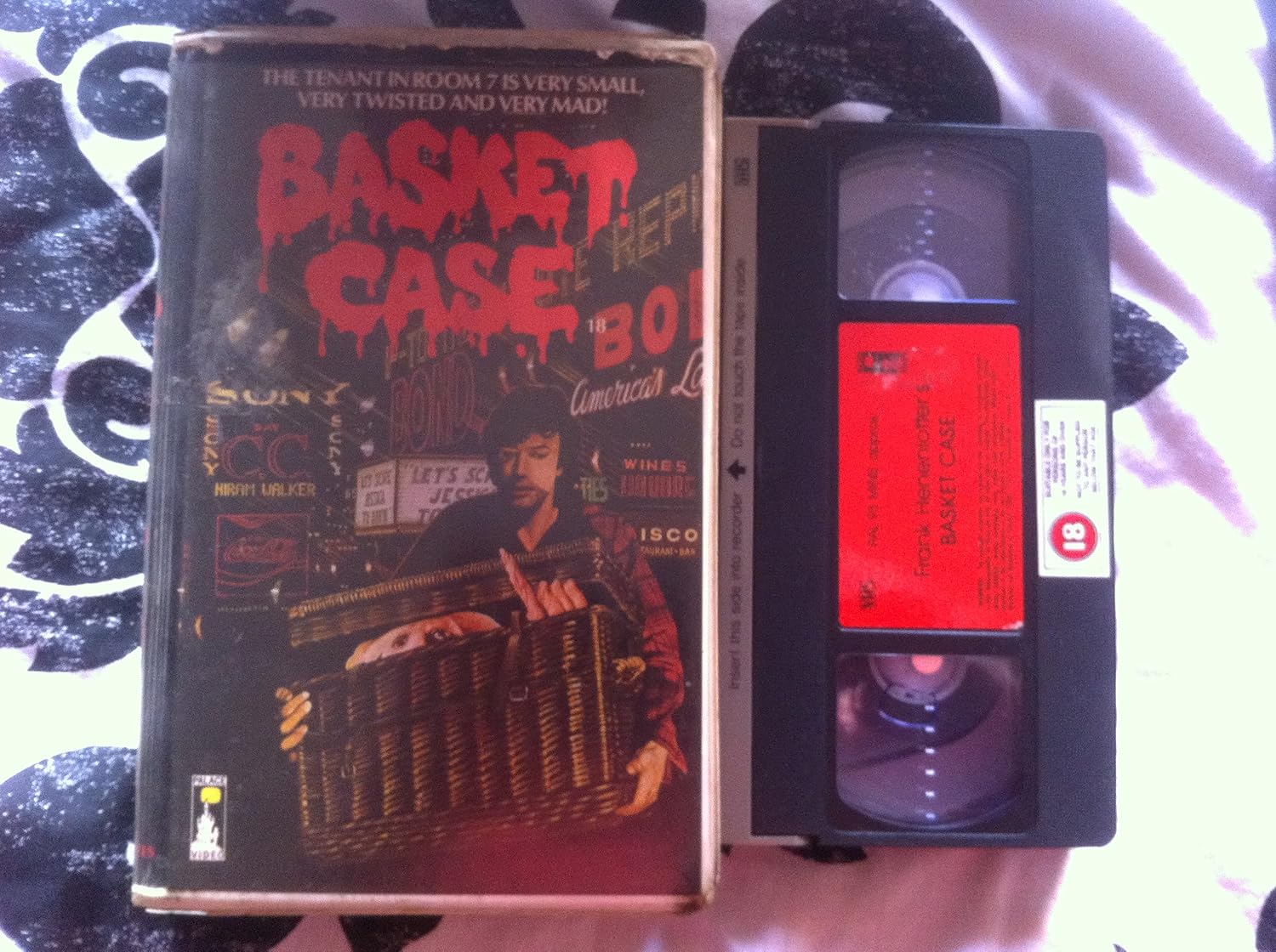 Amazon.com: Basket Case [VHS] : Kevin Van Hentenryck, Terri Susan Smith ...
