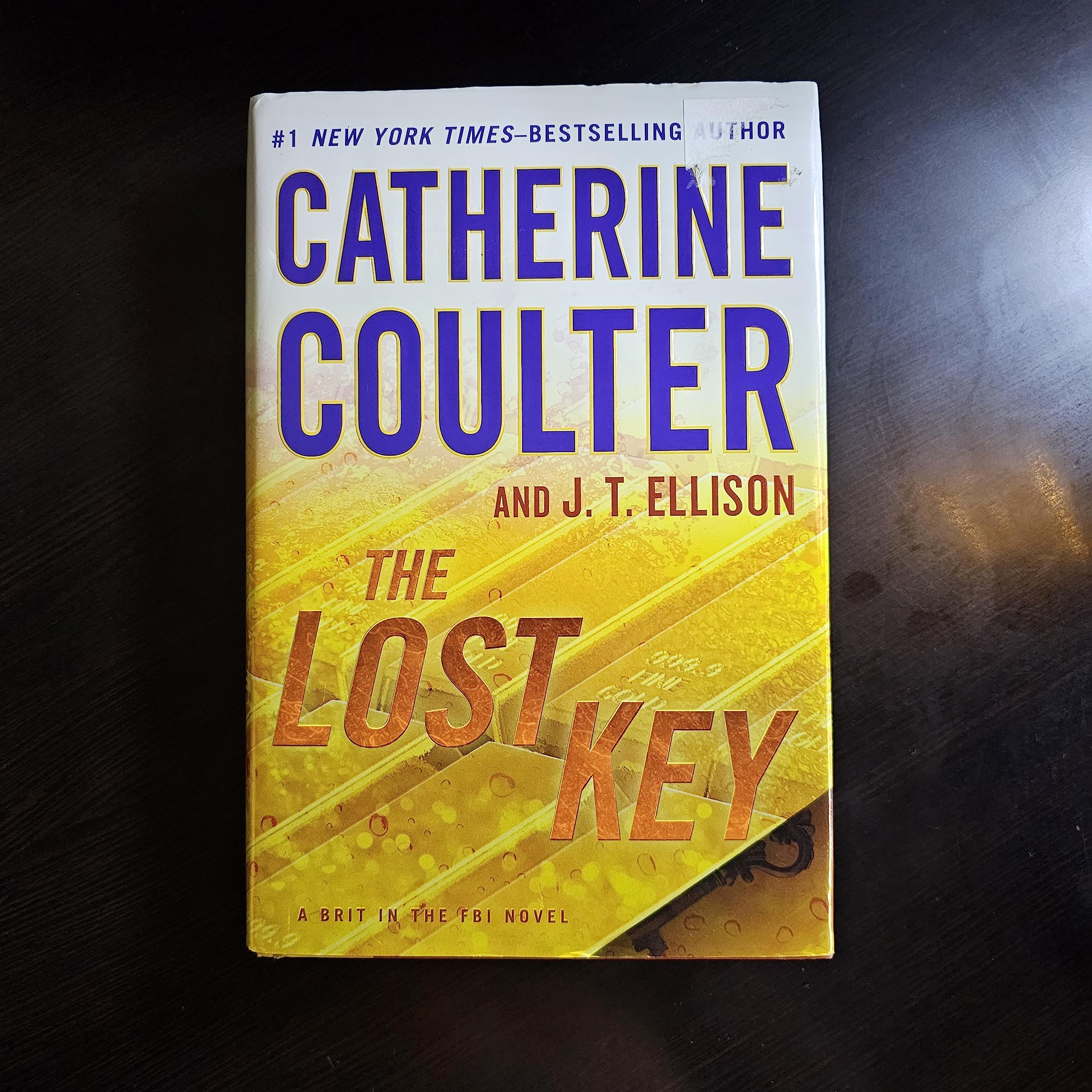 Amazon.com: The Lost Key (A Brit in the FBI): 9780399164767: Coulter ...