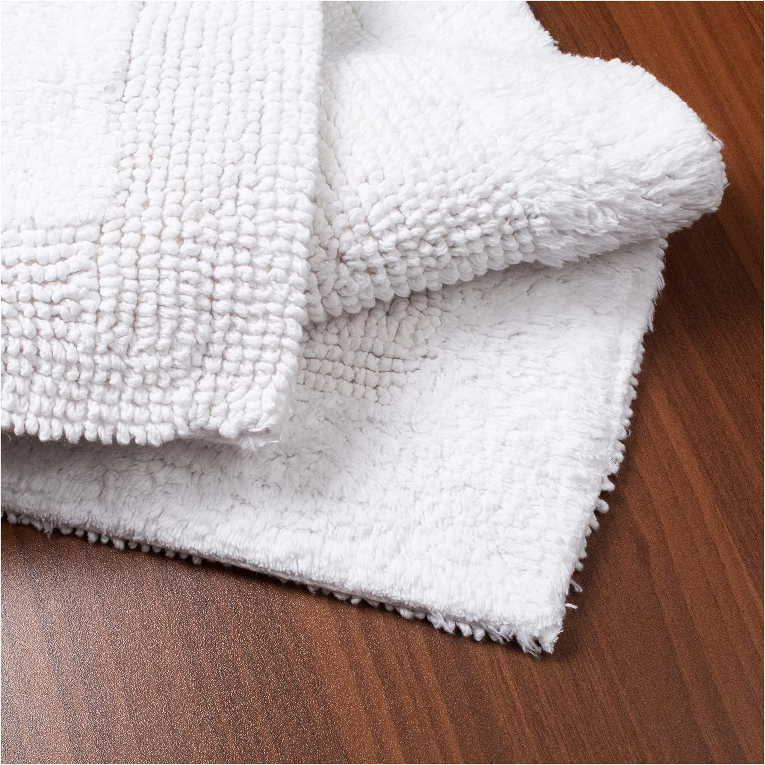 Amazon.com: Home Weavers Bell Flower Collection 21"x34" Rectangle 100% ...