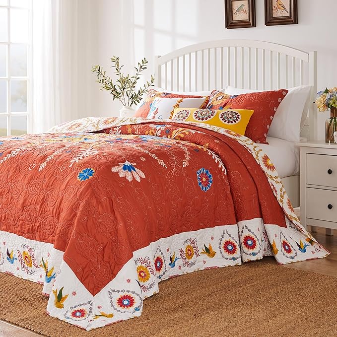 Amazon.com: Greenland Home Barefoot Bungalow Topanga Quilted Bedspread ...