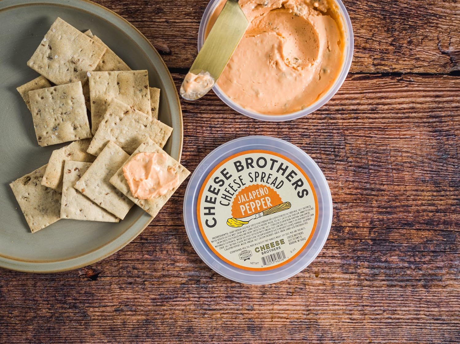 Cheese Bros. Crema de queso cheddar jalapeño Hecho a mano en Wisconsin ...