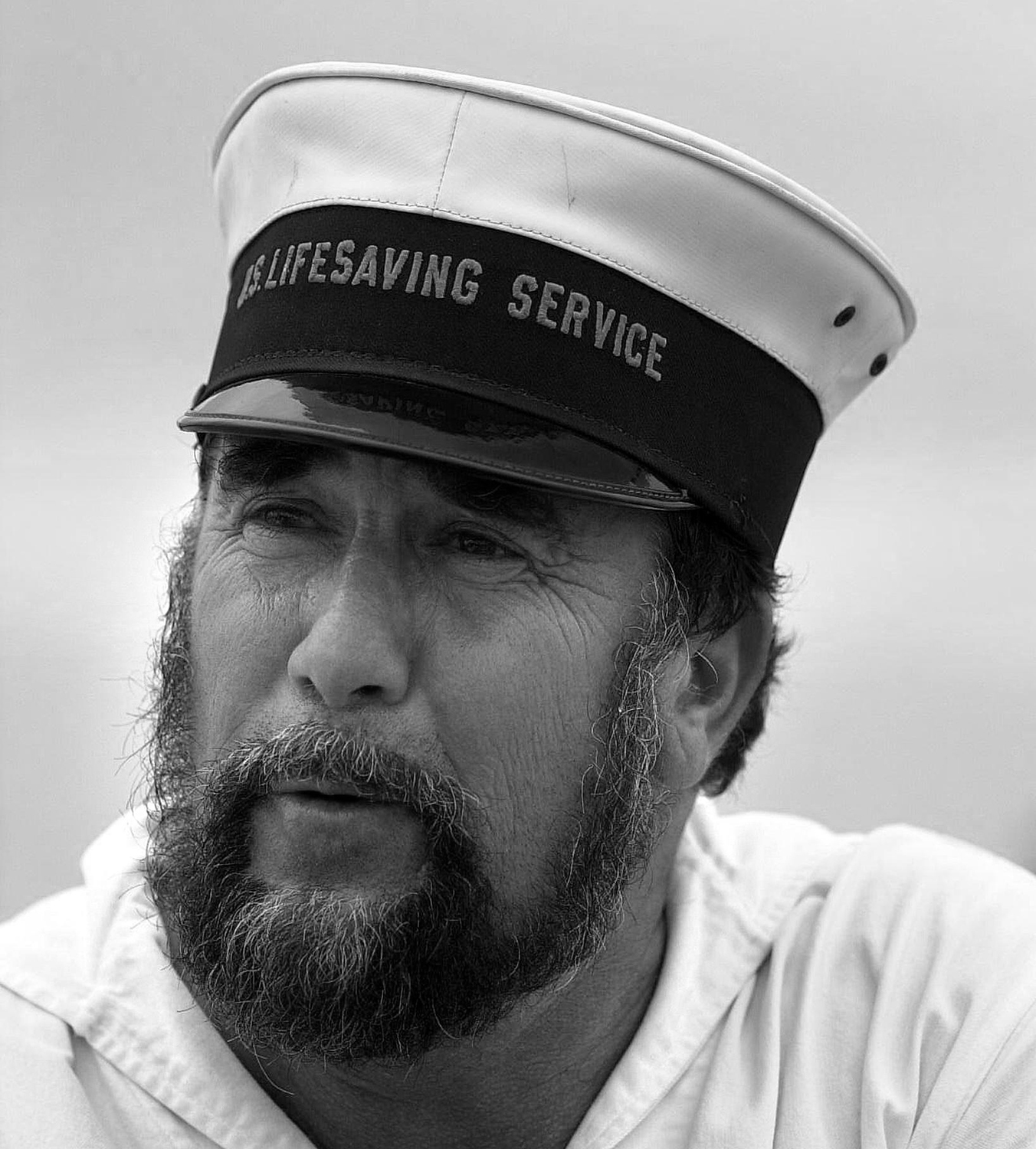 Amazon.com: Elvin Hooper: books, biography, latest update