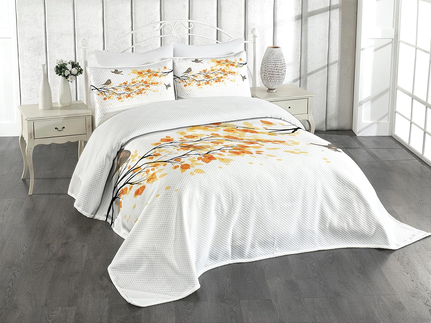 Amazon.com: Ambesonne Fall Bedspread, Branch Pale Autumn Leaves and ...