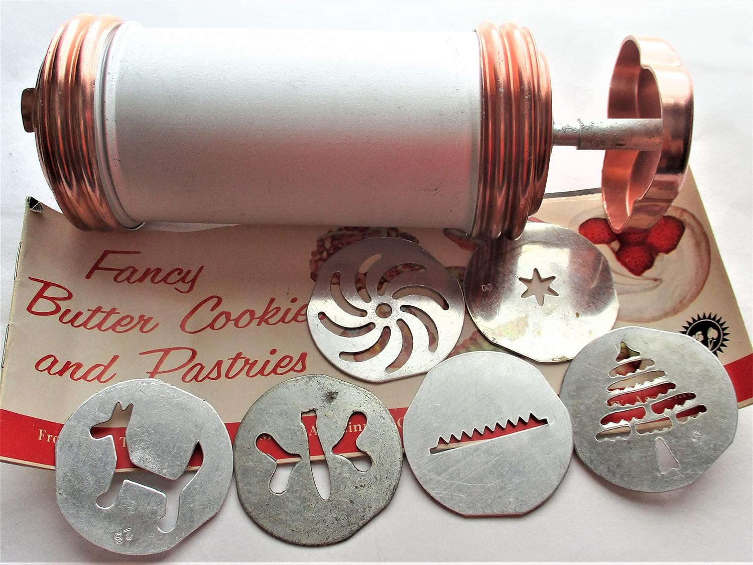 Amazon.com: Vintage Mirro Cookie Press with 6 Designs: Home & Kitchen