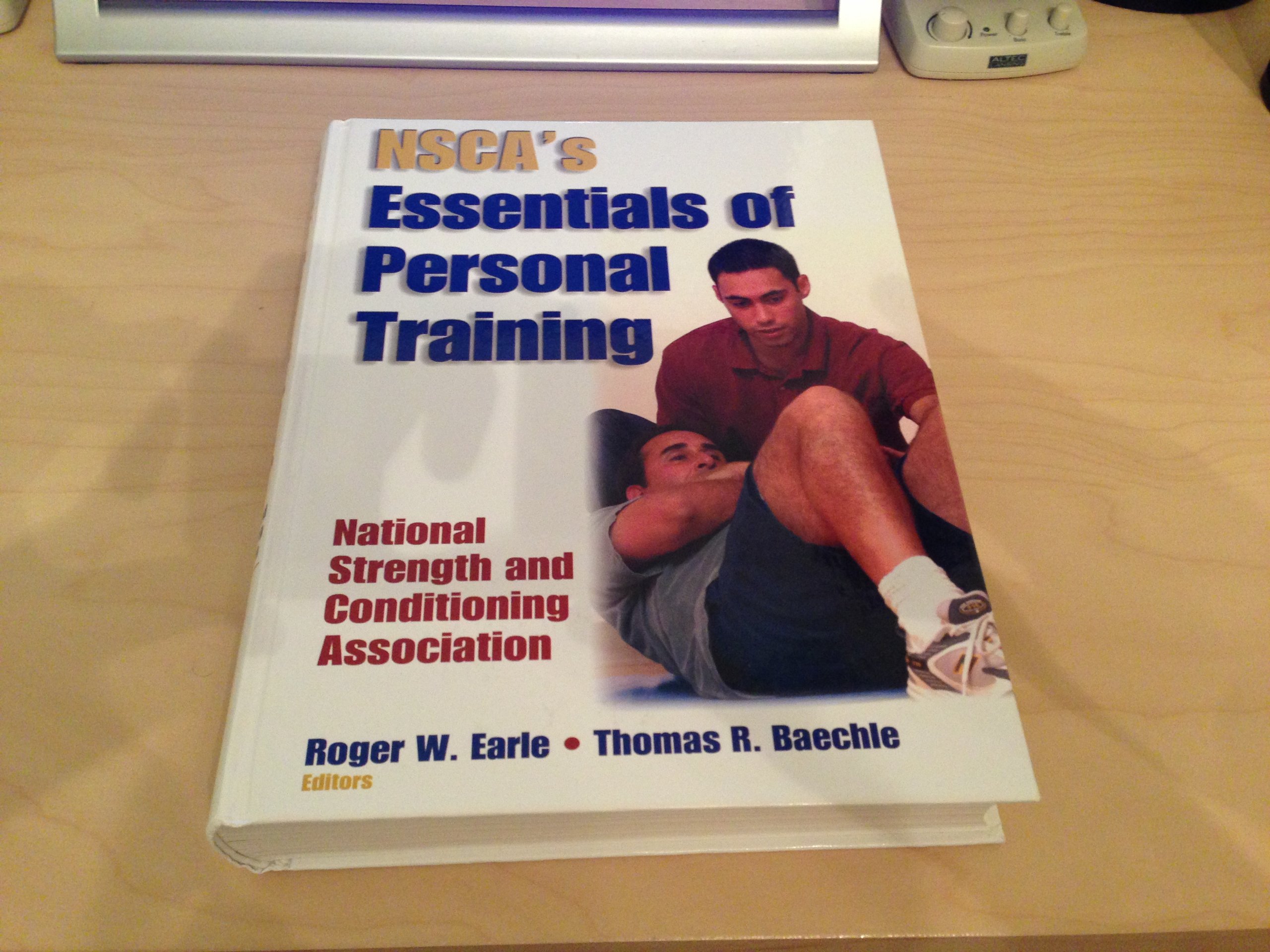 NSCA's Essentials of Personal Training: 9780736000154: Medicine ...