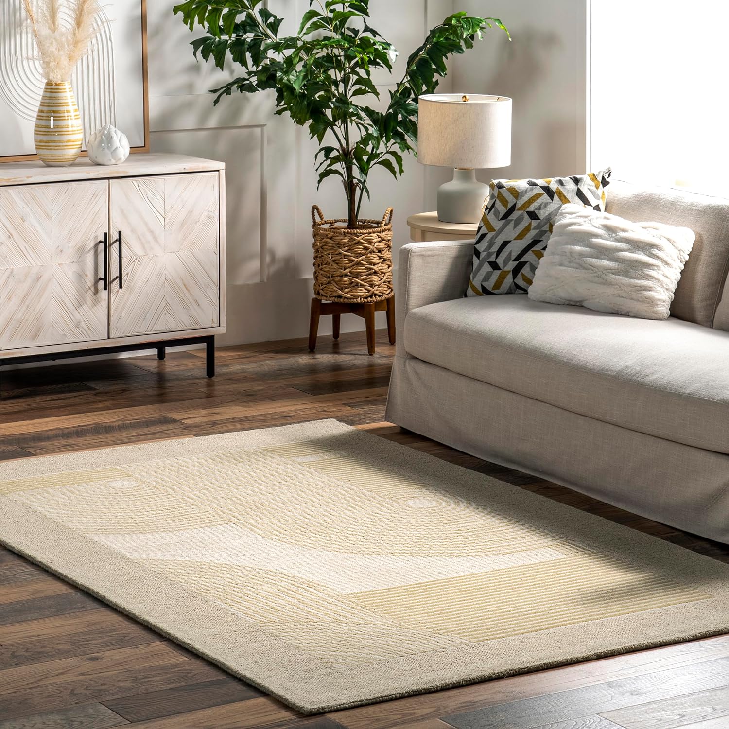 Amazon.com: nuLOOM Abtract Bordered Wool Area Rug, 4x6, Beige : Home ...