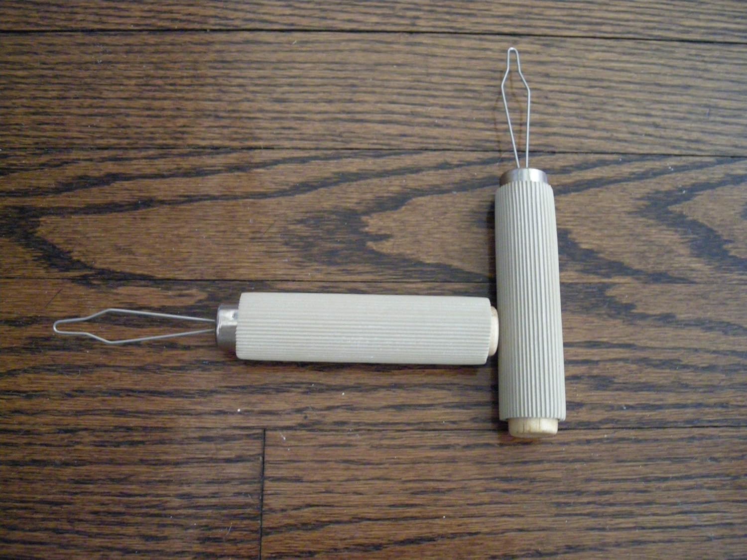 Amazon.com: BUTTON HOOK LARGE RUBBER HANDLE - #2022 [Health and Beauty ...