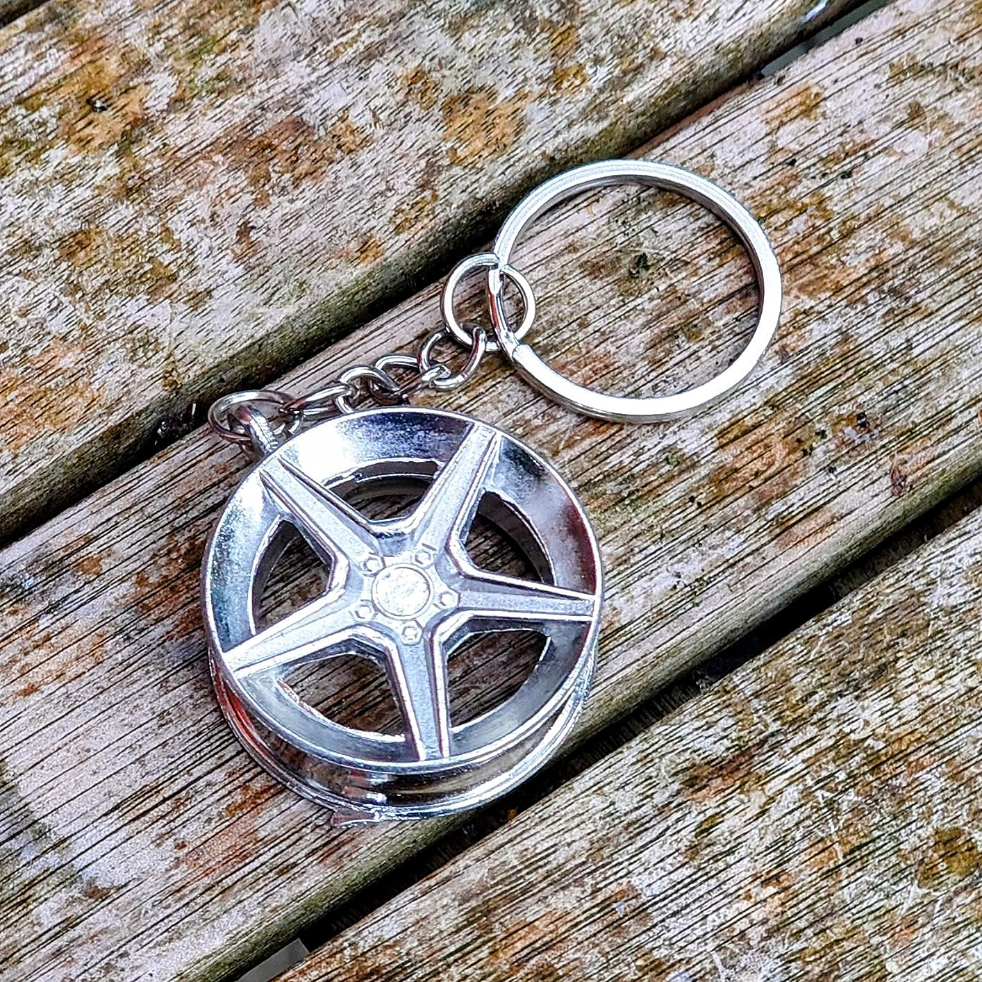 Keyring Komonee Car Alloy Wheel Key Chain Motorbike Rim Keychain Bike ...