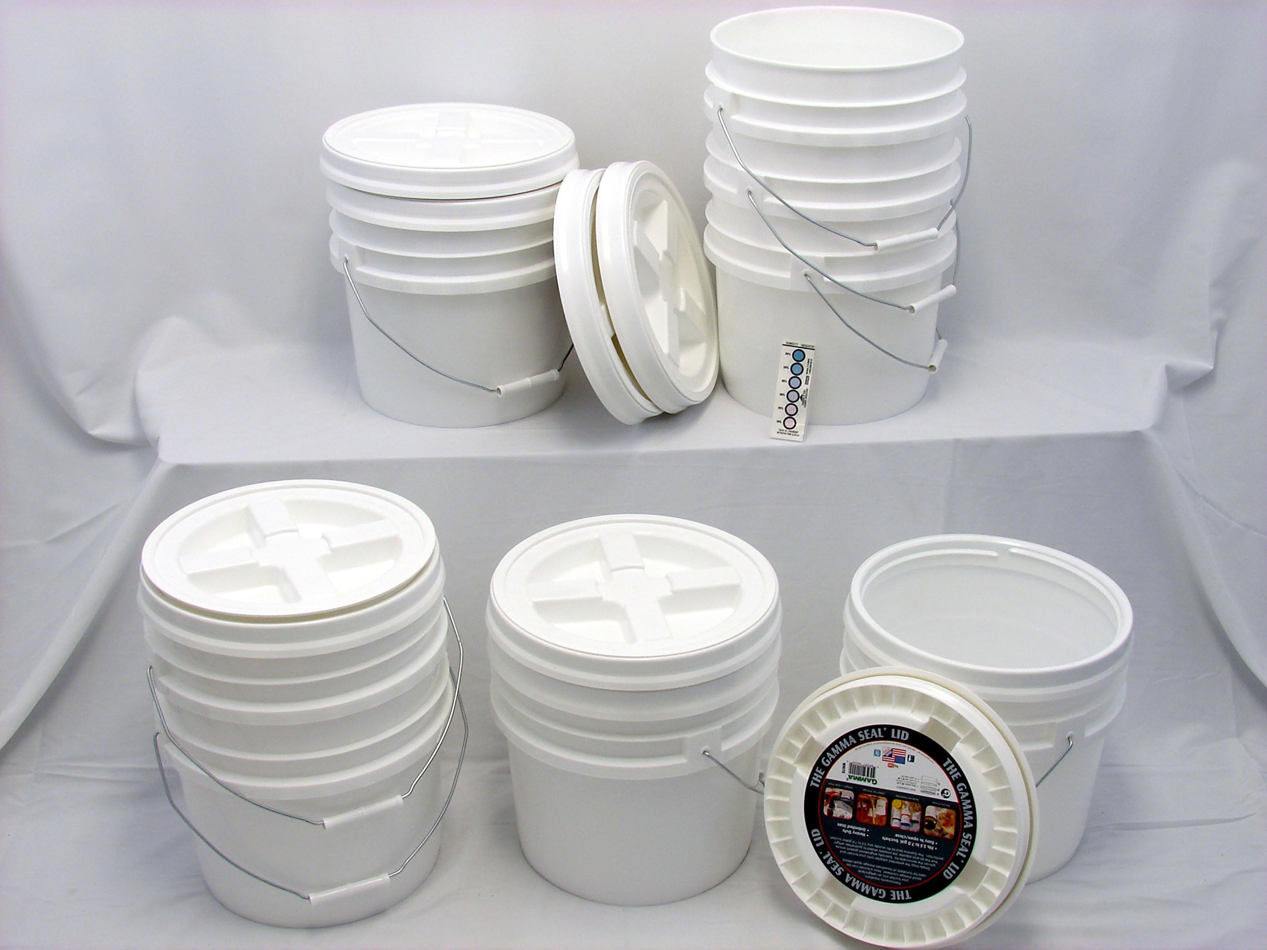Amazon.com: Bucket Kit, One 5 Gallon White Bucket & Three 2 Gallon ...