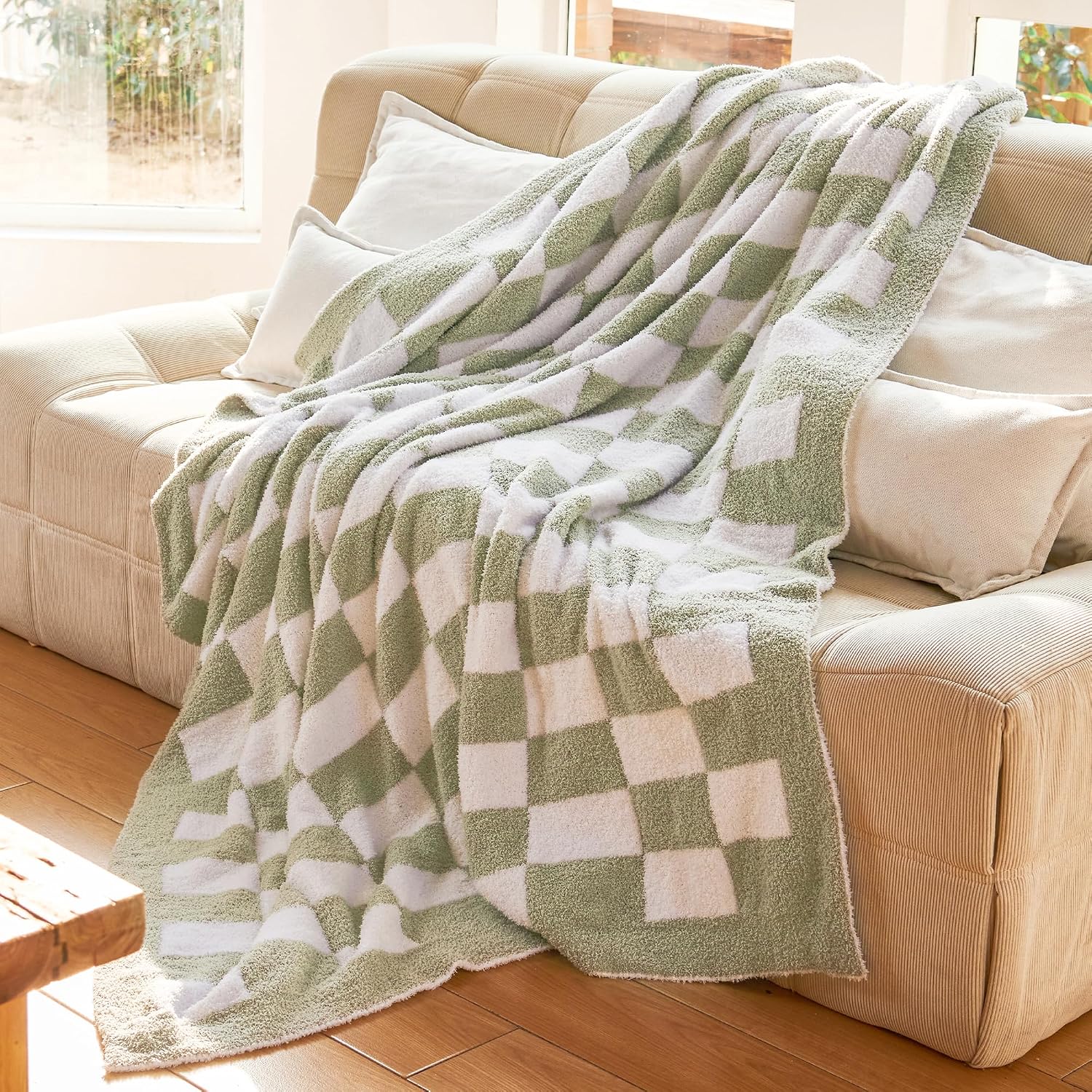 Amazon.com: Blagic Checkered Throw Blanket for Couch,Reversible Super ...