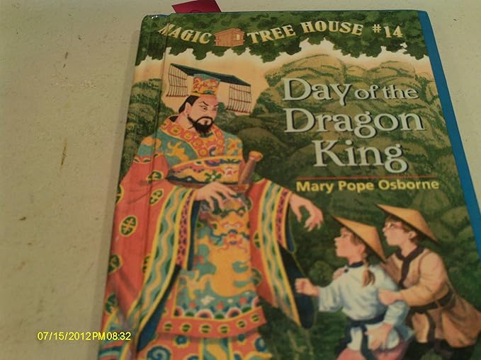 Amazon.com: Magic Tree House #14: Day of the Dragon King: 9780679990512 ...