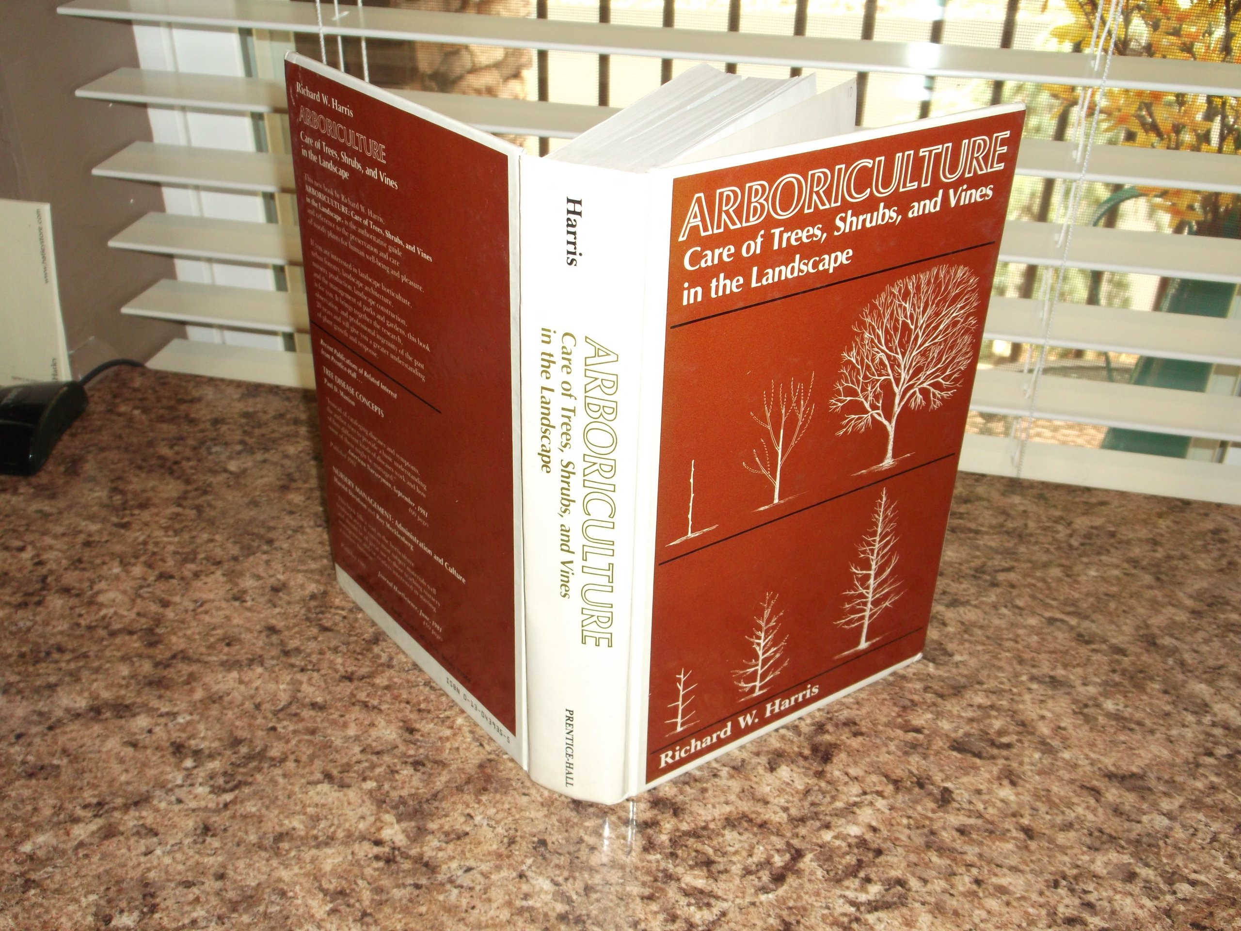 Arboriculture: Care of Trees, Shrubs, and Vines in the Landscape ...